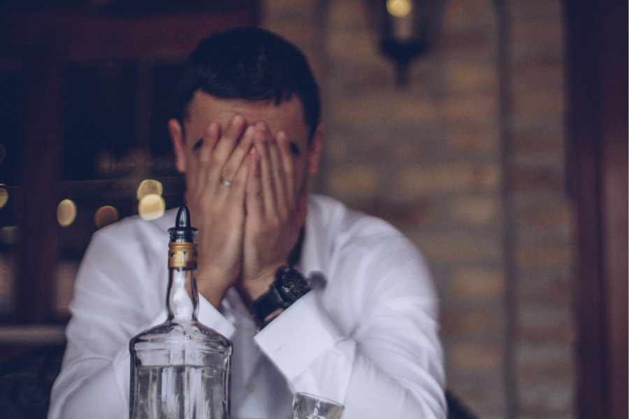 What is Alcohol Use Disorder (AUD)? - Holon Health